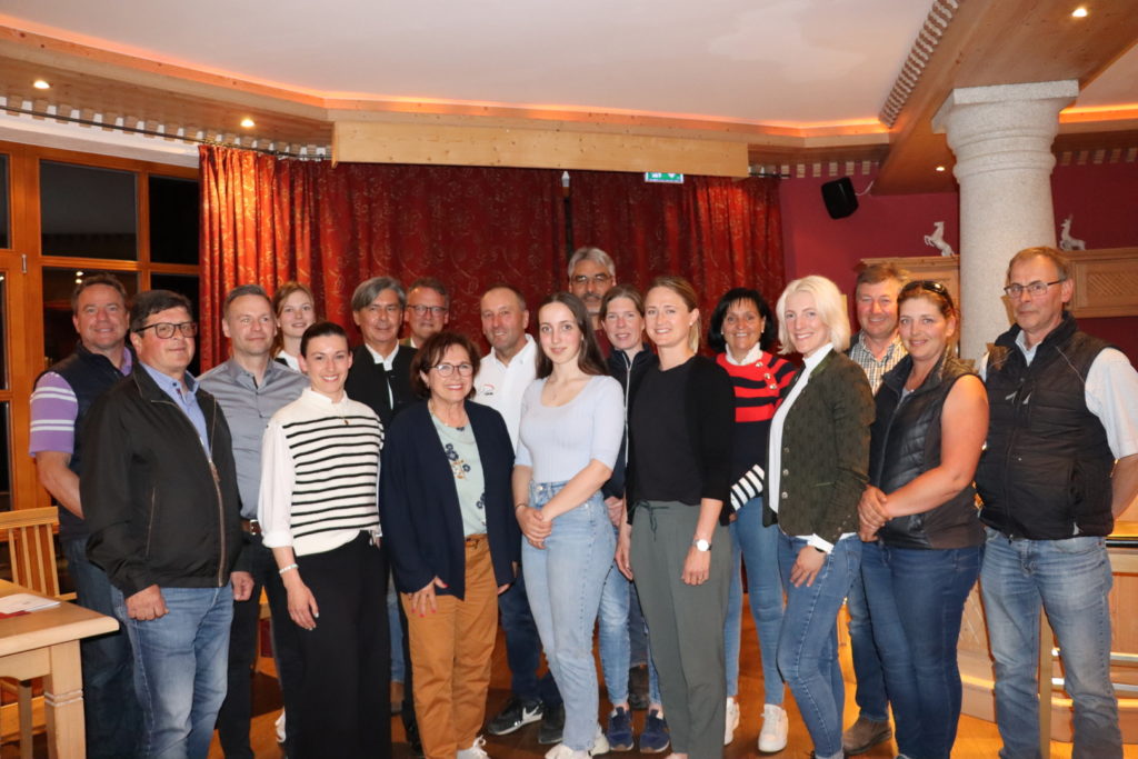 Neuwahlen beim Pferdesportverband Ndb./Opf. – Alexander Schober ist ...